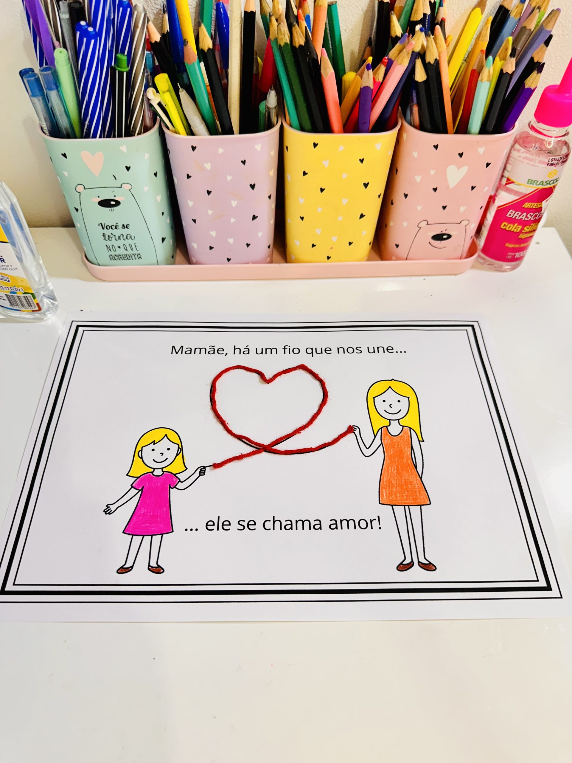 ATIVIDADE INTERATIVA DIA DAS MÃES- Mamãe, há um fio que nos une… ele se ...