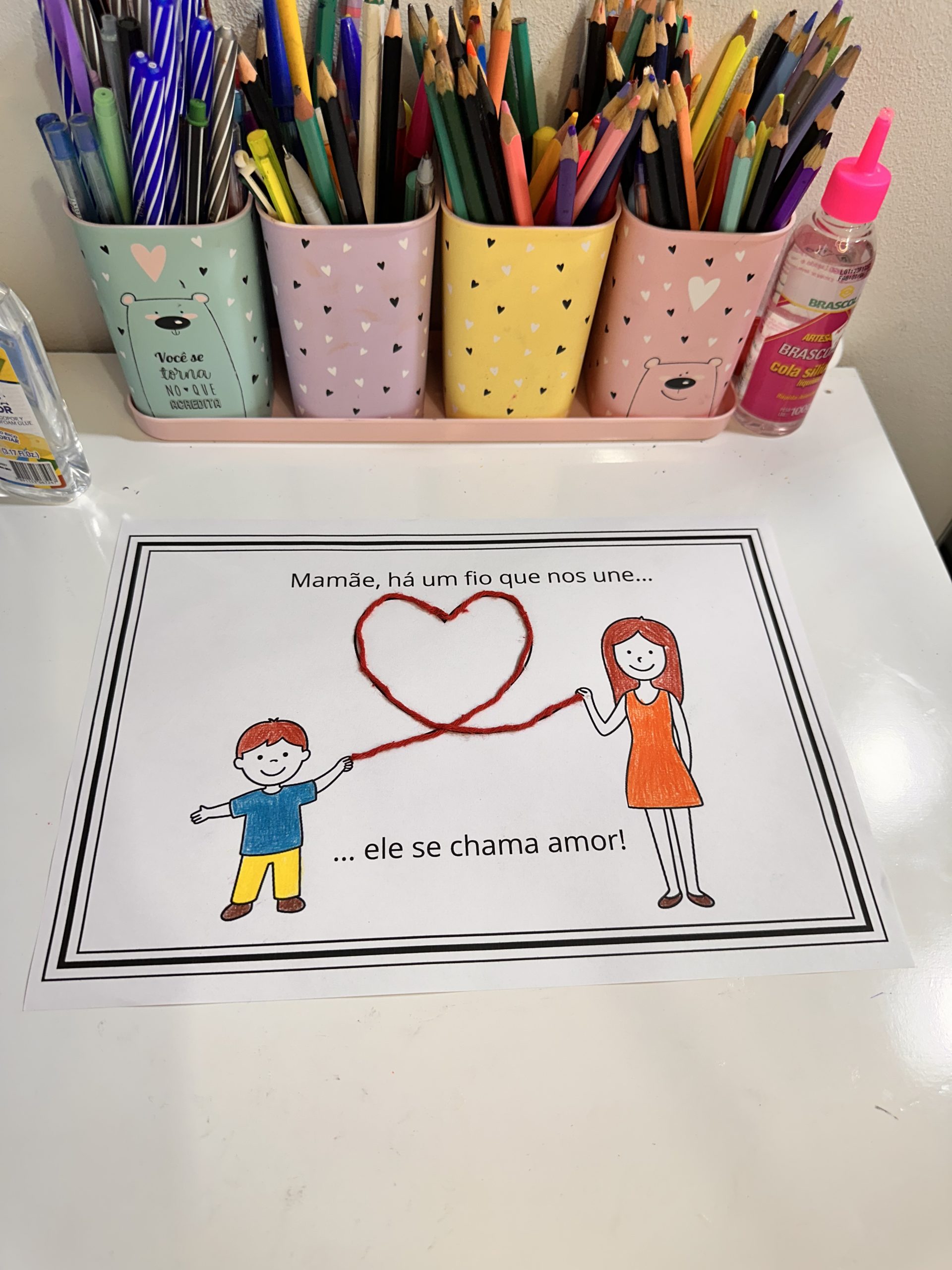 ATIVIDADE INTERATIVA DIA DAS MÃES- Mamãe, há um fio que nos une… ele se ...